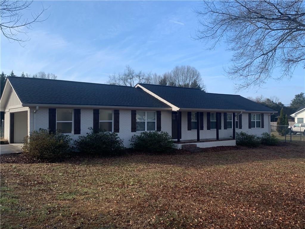 109 Lake St, Rockmart, GA 30153 - MLS 7165109 - Coldwell Banker