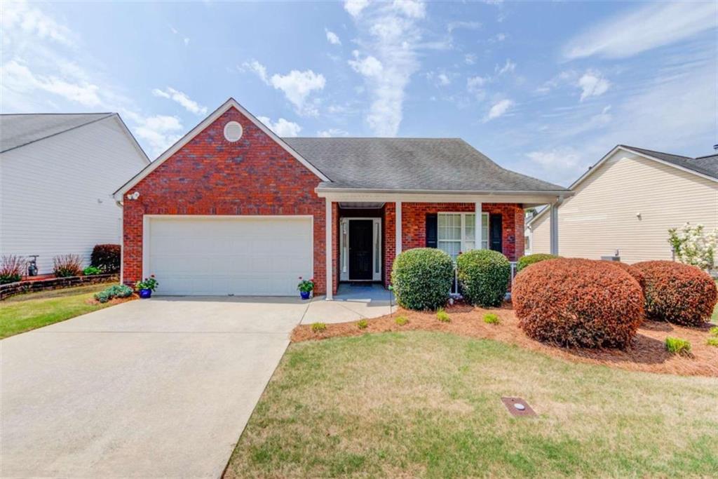 742 Jacoby Dr, Loganville, GA 30052 - MLS 7200167 - Coldwell Banker