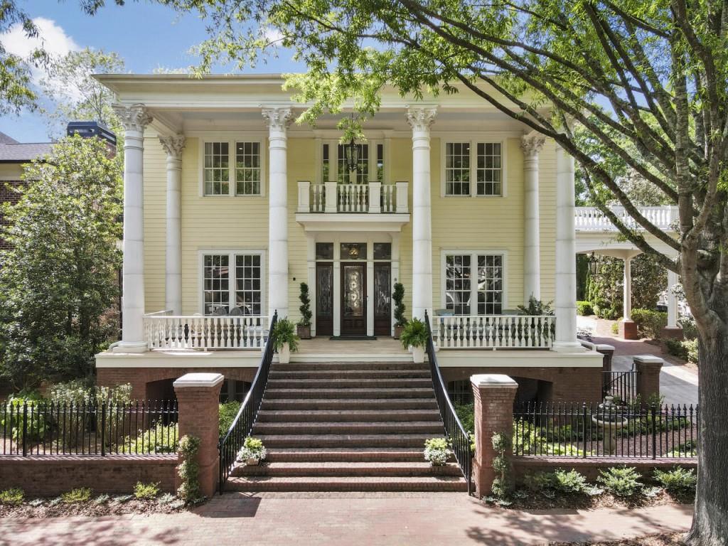 8627 Ellard Dr, Alpharetta, GA 30022 - MLS 7215694 - Coldwell Banker