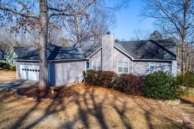 5622 Stewart Woods Dr, Douglasville, GA 30135 - MLS 7345512 - Coldwell ... 5622 Stewart Woods Dr, Douglasville, GA 30135 - MLS 7345512 - Coldwell ...