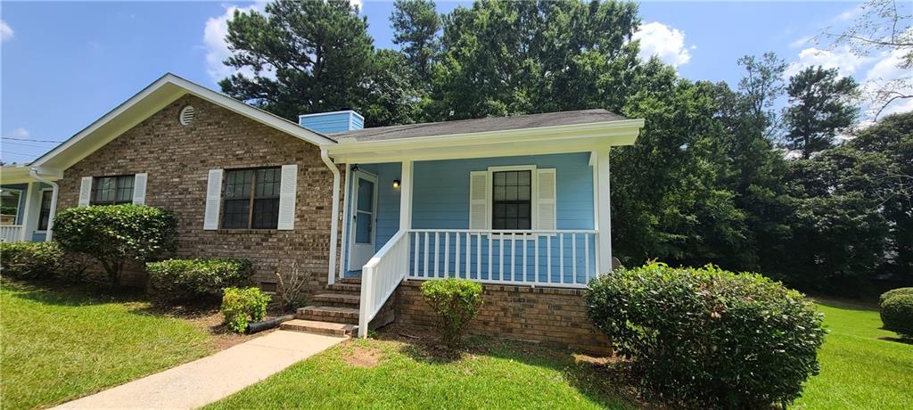 8462 Pineland Dr, Jonesboro, GA 30238 - MLS 7544461 - Coldwell Banker