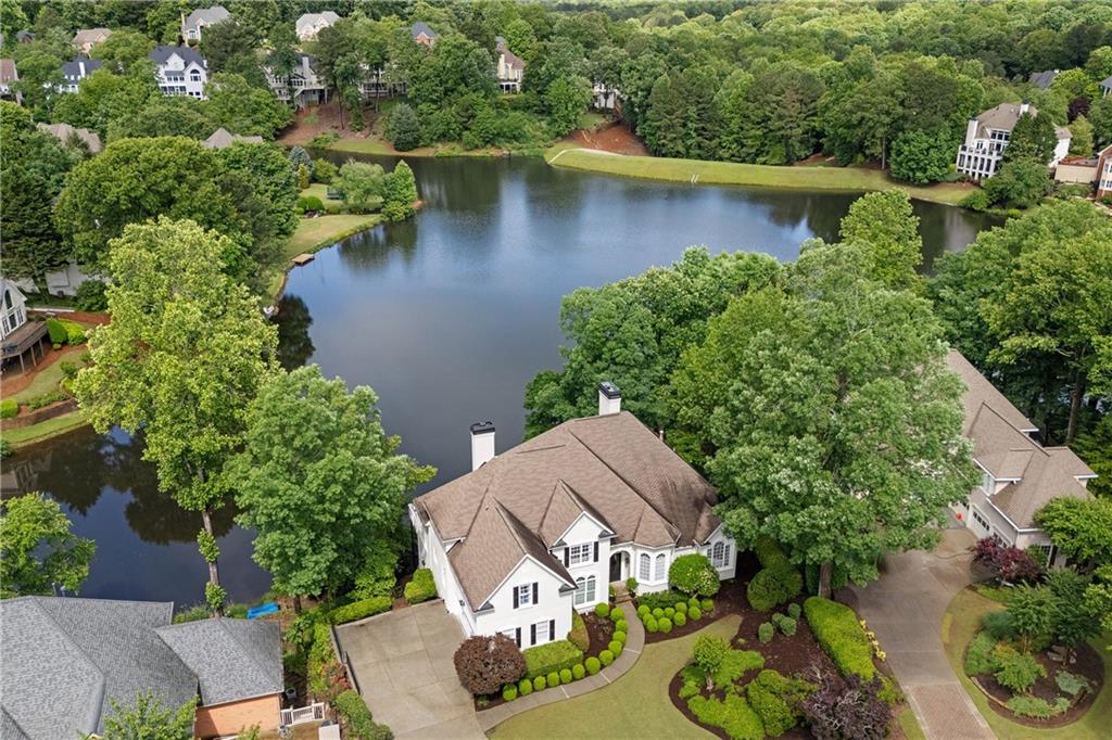 9115 Nesbit Lakes Dr, Alpharetta, GA 30022 - MLS 7576257 - Coldwell Banker