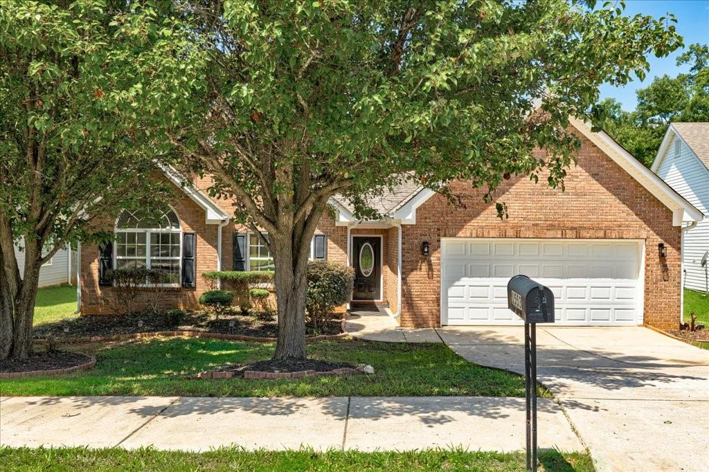 1553 Queen Elizabeth Dr, Locust Grove, GA 30248 - MLS 7601888 ...