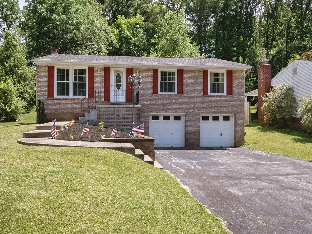 717 Pine Valley Dr, Pittsburgh, PA 15239 - MLS 1660619 - Coldwell Banker