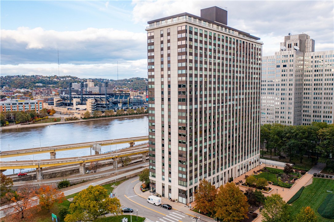 320 Fort Duquesne Blvd #20KLM, Downtown Pgh, PA 15222 - MLS 1572109 ...