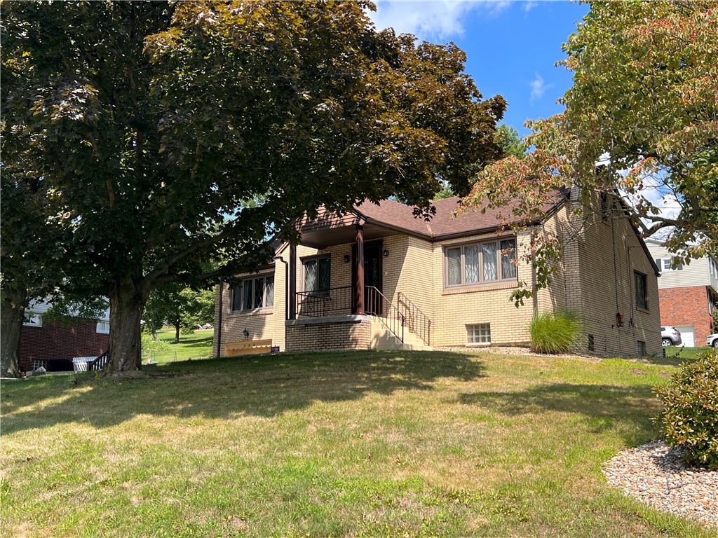 200 Reed St, Lower Burrell, PA 15068 - MLS 1584970 - Coldwell Banker 200 Reed St, Lower Burrell, PA 15068 - MLS 1584970 - Coldwell Banker