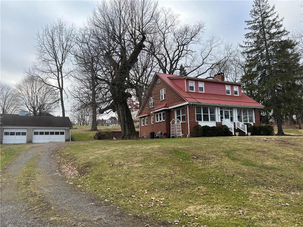 10 Overlook Ln, Bessemer, PA 16112 - MLS 1592330 - Coldwell Banker