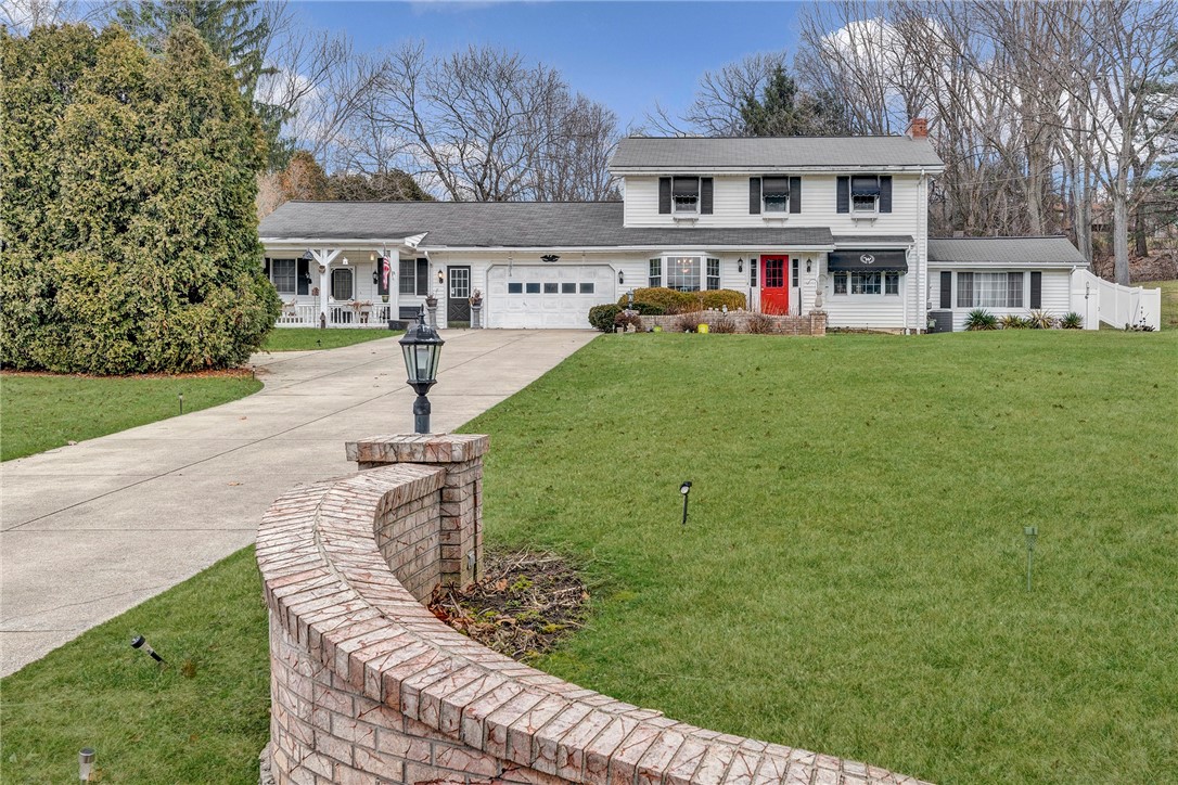 121 Pinebrook Dr, Chippewa Township, PA 15010 - MLS 1593063 - Coldwell ...