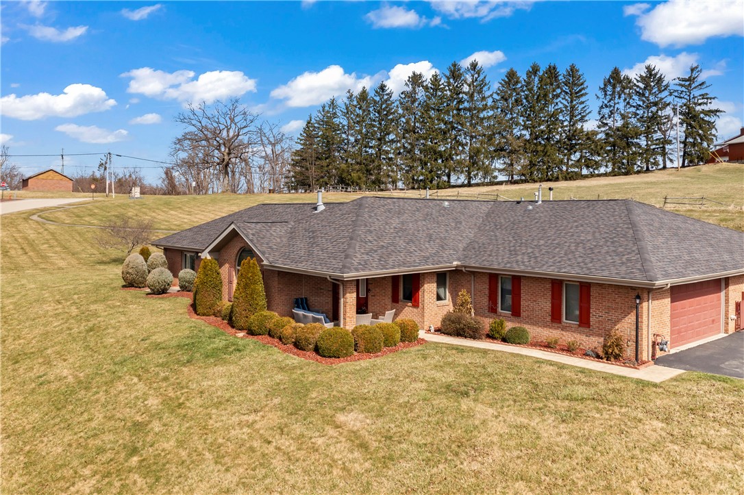 6211 Highview Dr, Rostraver, PA 15012 - MLS 1594933 - Coldwell Banker