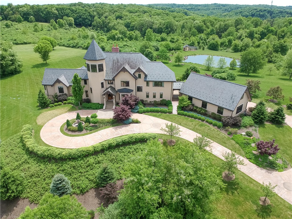 5640 N Montour Rd, Richland, PA 15044 - MLS 1601981 - Coldwell Banker