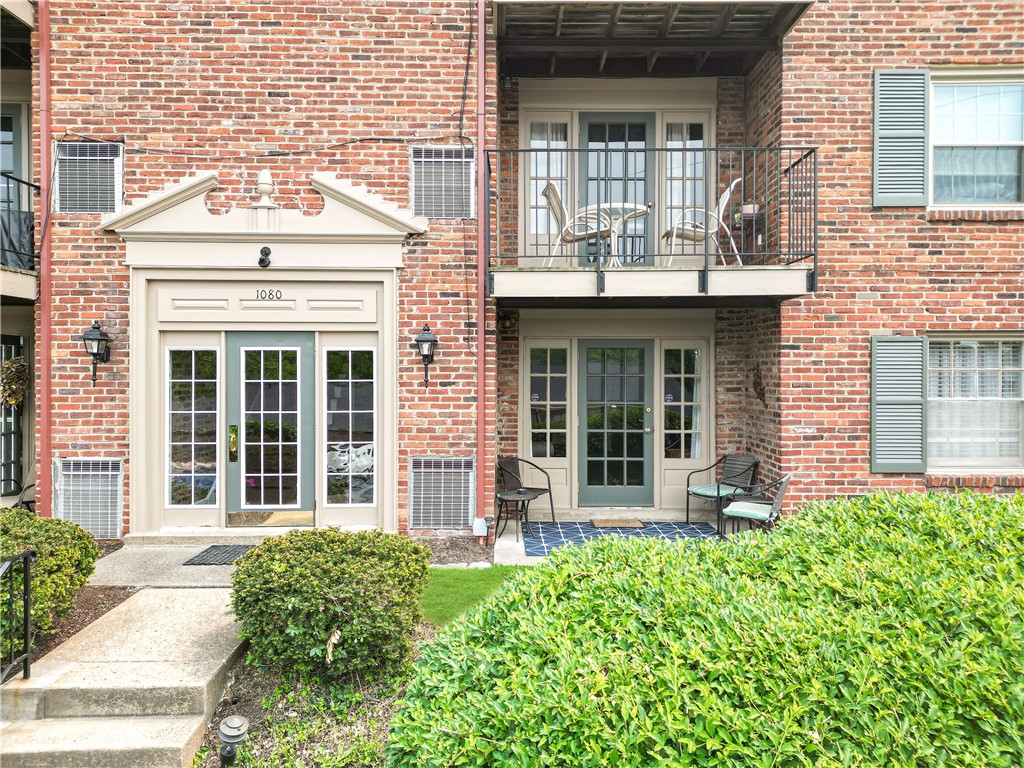 1080 Chatham Park Dr #J, Scott Twp - SAL, PA 15216 - MLS 1609565 ...