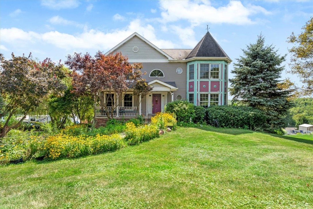 101 Winchester Dr, South Fayette, PA 15057 - MLS 1620437 - Coldwell Banker