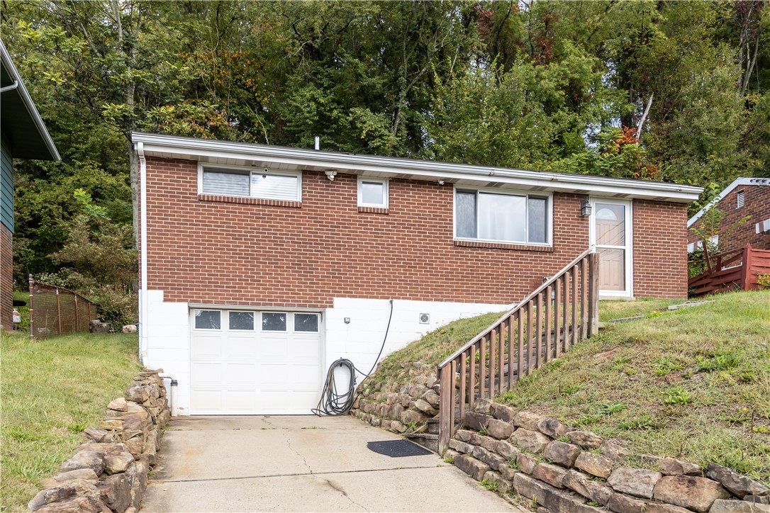 1121 Kellinger Dr, Baden, PA 15005 - MLS 1625271 - Coldwell Banker