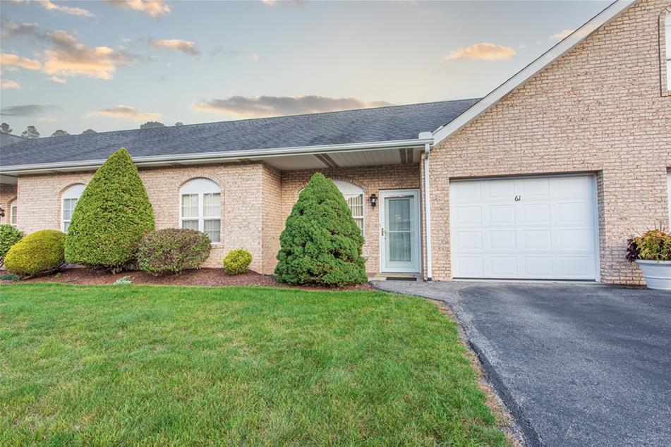 61 David Dr, Lower Burrell, PA 15068 - MLS 1626225 - Coldwell Banker 61 David Dr, Lower Burrell, PA 15068 - MLS 1626225 - Coldwell Banker