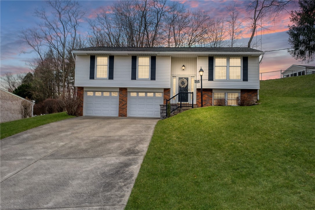 5033 Windover Dr, Robinson Twp - NWA, PA 15205 - MLS 1636798 - Coldwell ...