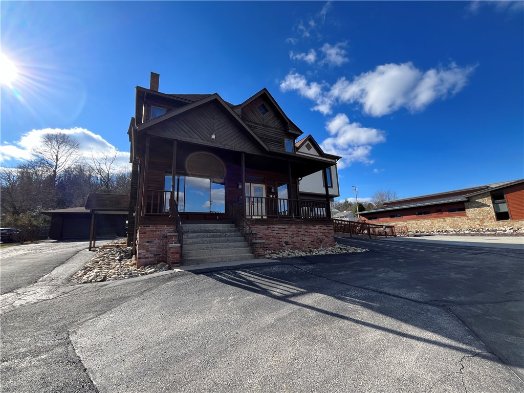 1714 Lincoln Way, White Oak, PA 15131 - MLS 1641131 - Coldwell Banker