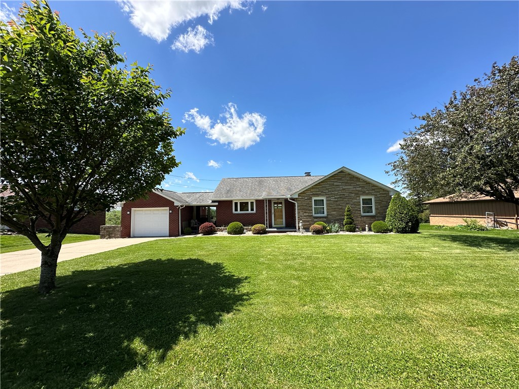 1053 Lakeview Dr, Unity Township, PA 15650 - MLS 1652710 - Coldwell Banker