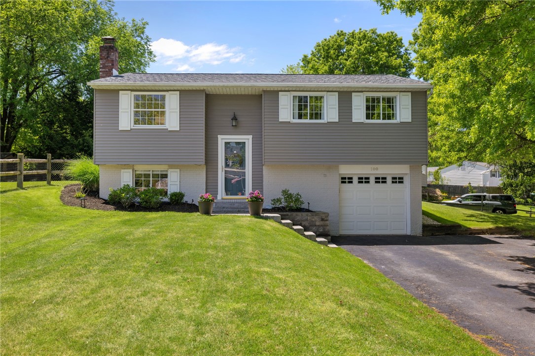 100 Briarwood Ln, Cranberry Township, PA 16066 - MLS 1653301 - Coldwell ...