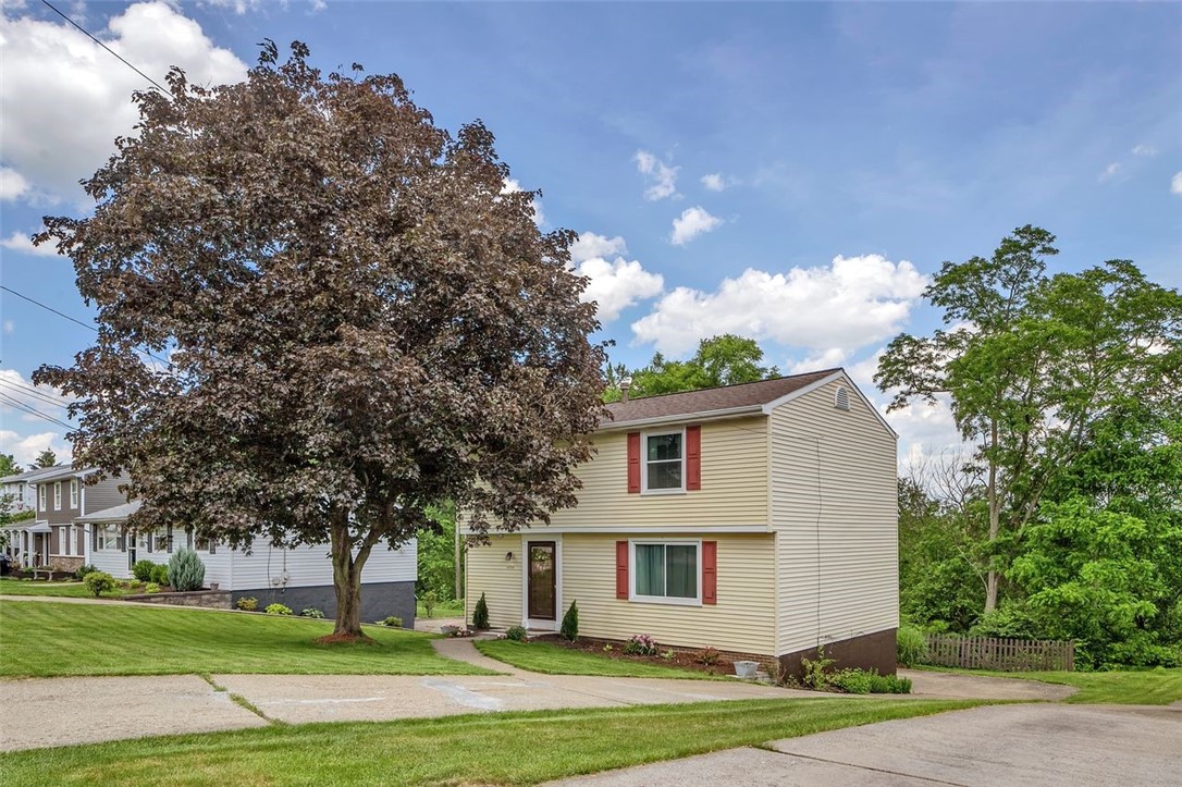 5008 Windover Dr, Robinson Twp - NWA, PA 15205 - MLS 1655439 - Coldwell ...