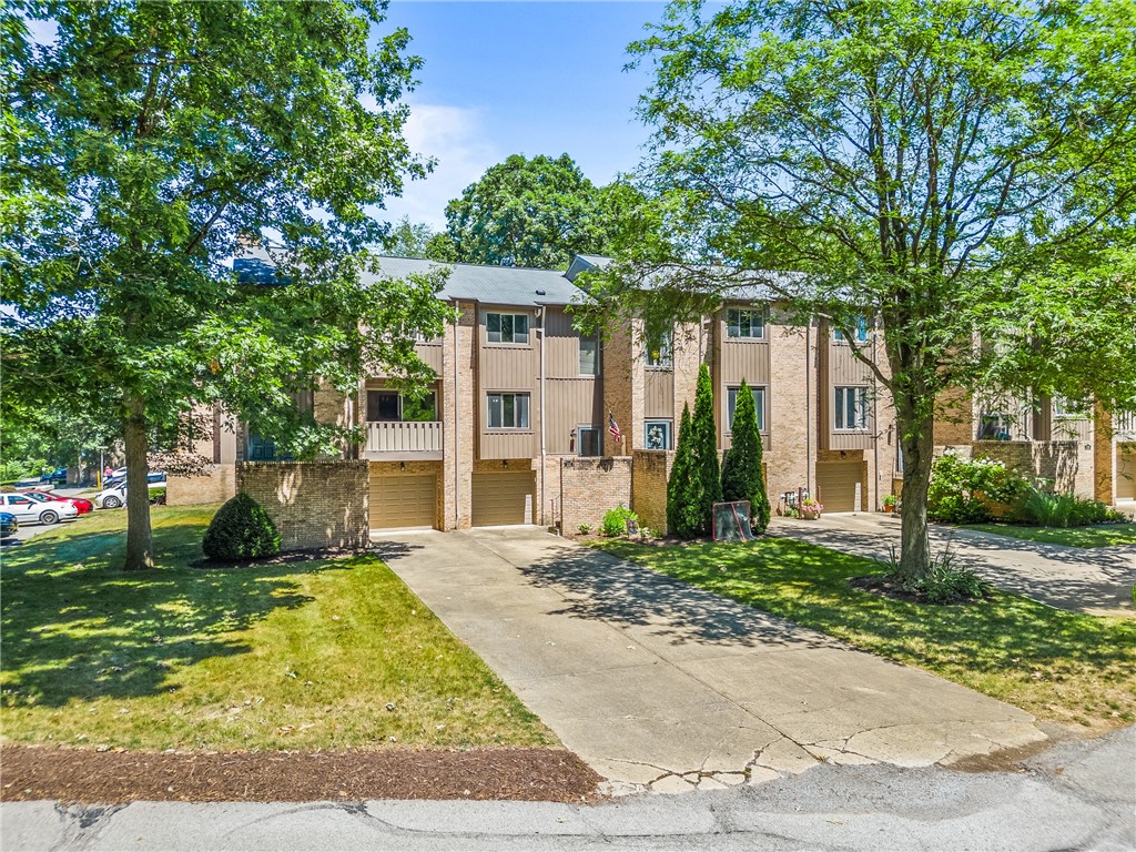 332 Central Dr, Cranberry Township, PA 16066 - MLS 1661535 - Coldwell ...