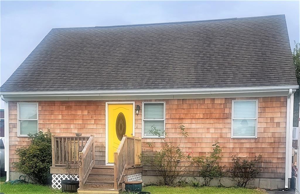 40 Field St, Pawtucket, RI 02860 - MLS 1320264 - Coldwell Banker