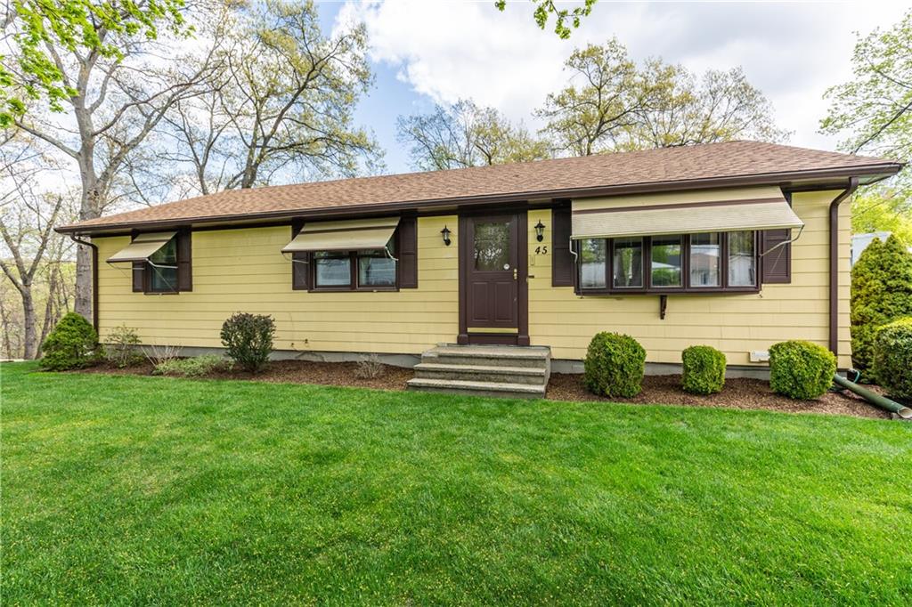 45 Ash St, Lincoln, RI 02838 - MLS 1334147 - Coldwell Banker