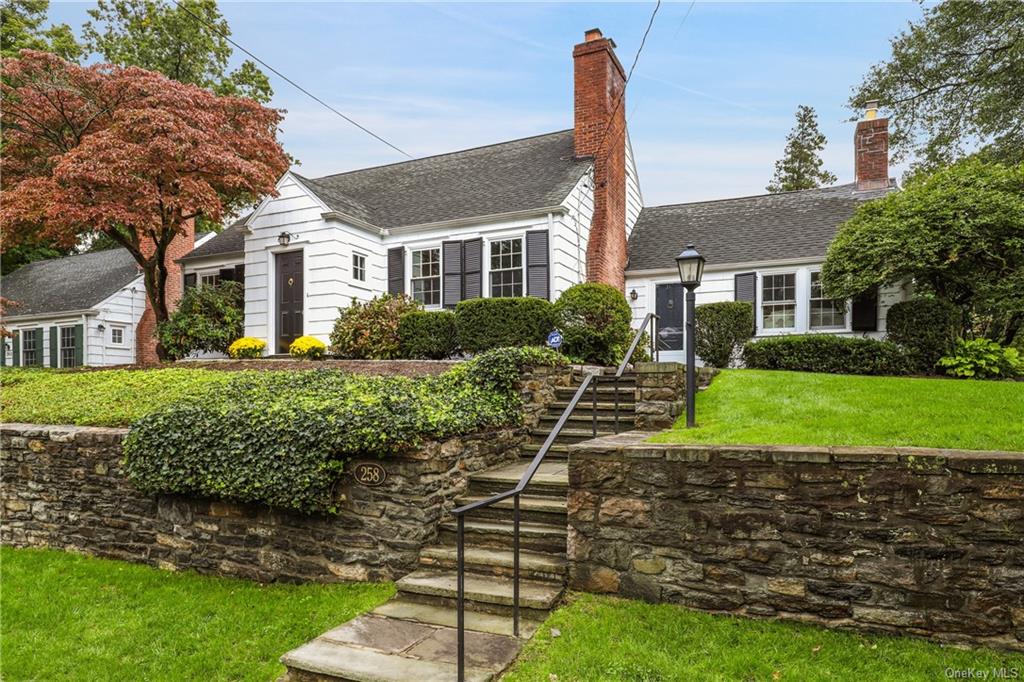 258 W Pondfield Rd, Bronxville, NY 10708 - MLS H6212486 - Coldwell Banker