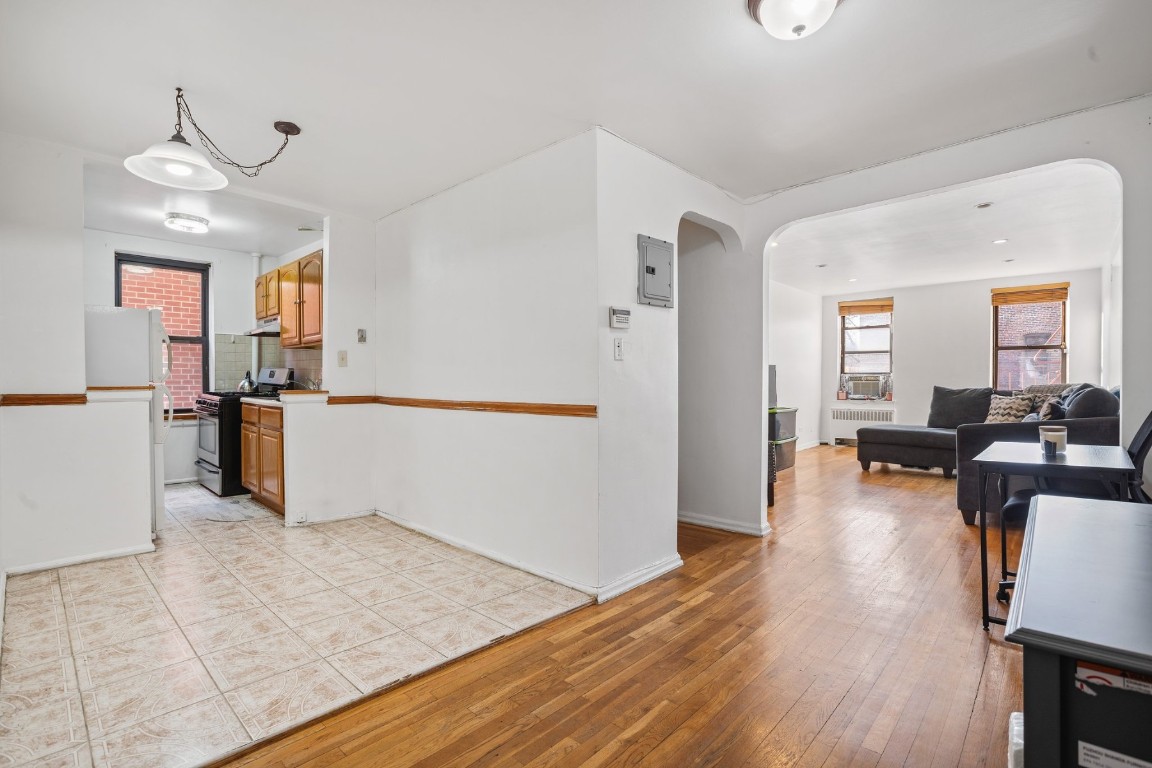 3231 Barker Ave #2C, New York City, NY 10467 - MLS RLS11029073 ...