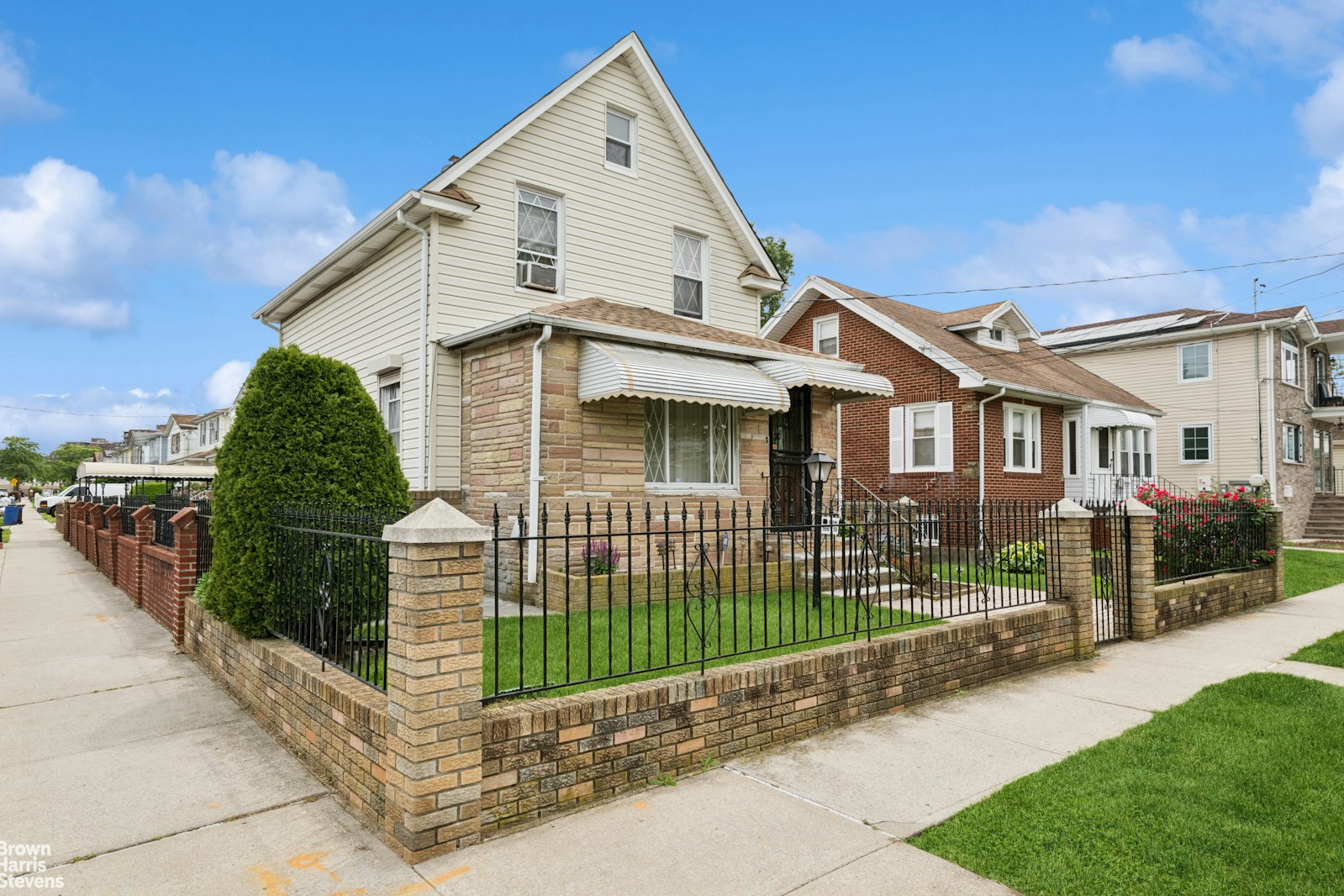 166-18 120th Ave, New York City, NY 11434 - MLS RLS20028335 - Coldwell ...