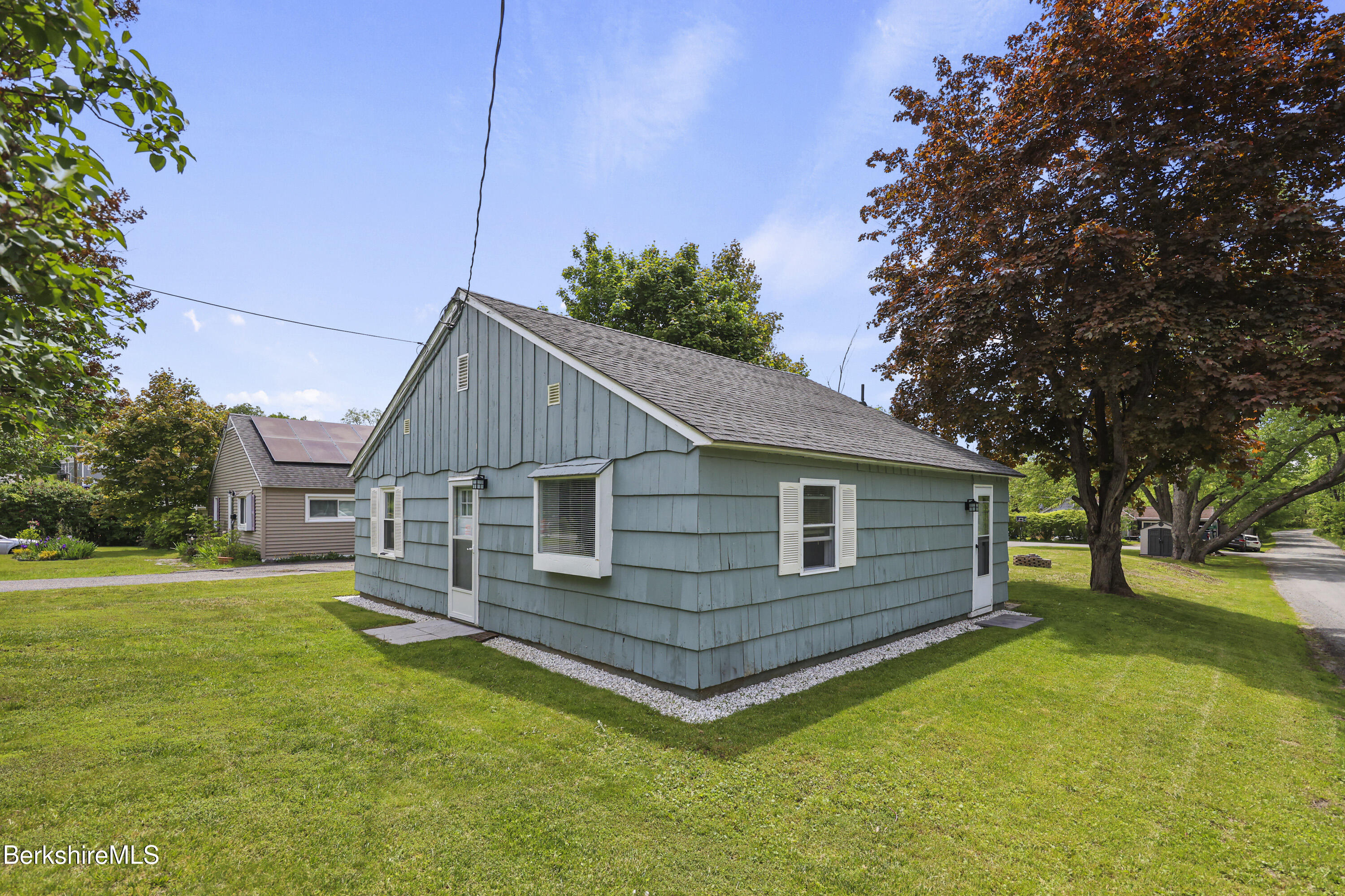 19 Bridge St, Lanesborough, MA 01237 - MLS 246501 - Coldwell Banker