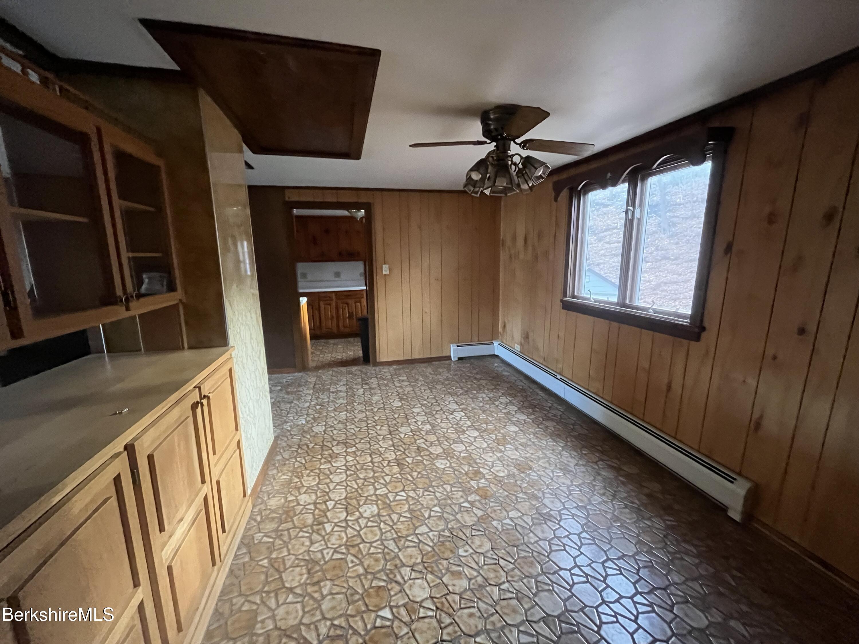 35 Willow Dell #2nd Floor, North Adams, MA 01247 - MLS 245063 - Coldwell Banker