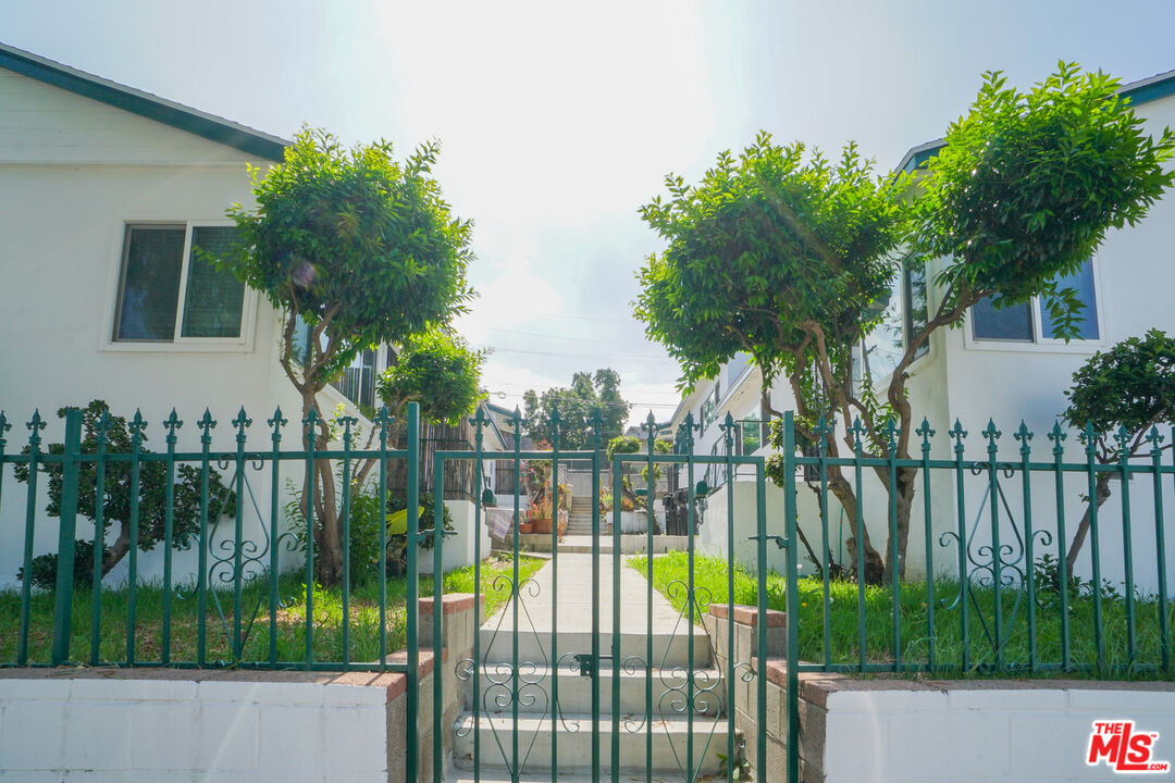 4302 City Terrace Dr, Los Angeles, CA 90063 - MLS 23-317201 - Coldwell ...