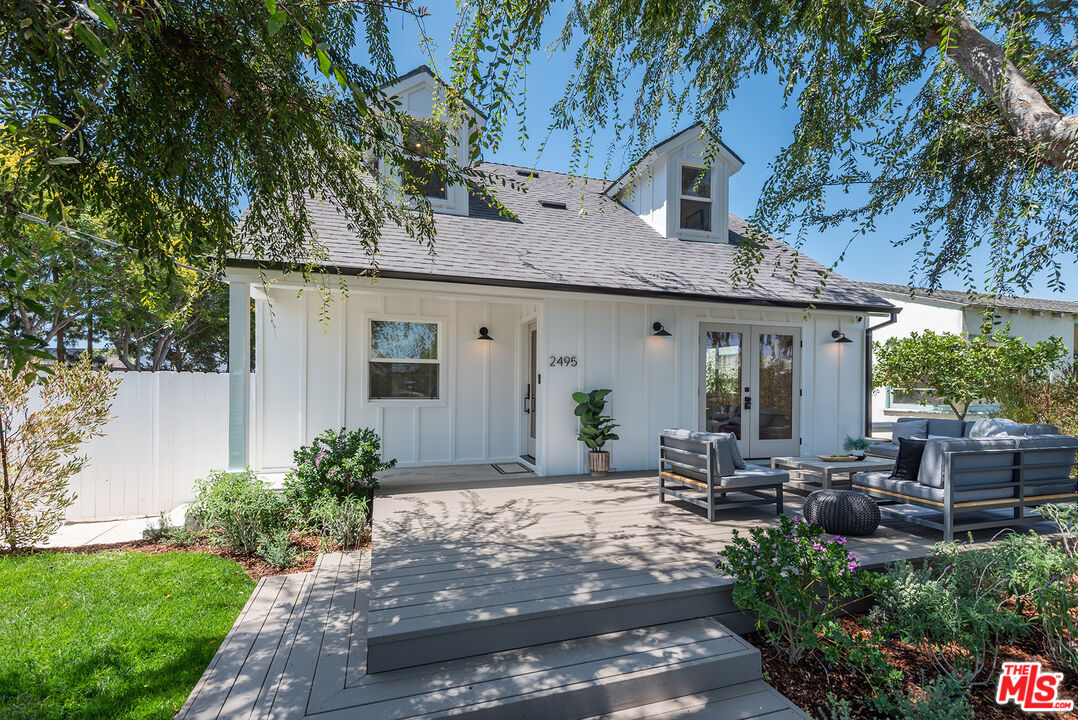 2495 Glencoe Ave, Venice, CA 90291 - MLS 22-198185 - Coldwell Banker