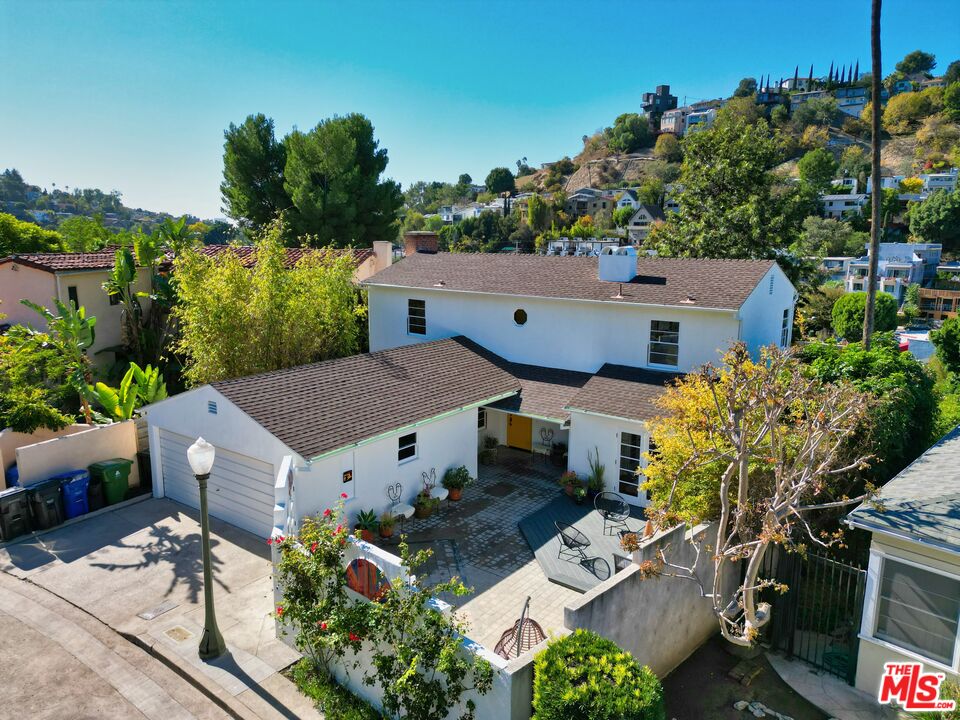 2325 Meadow Valley Terrace, Los Angeles, CA 90039 - MLS 22-220259 ...