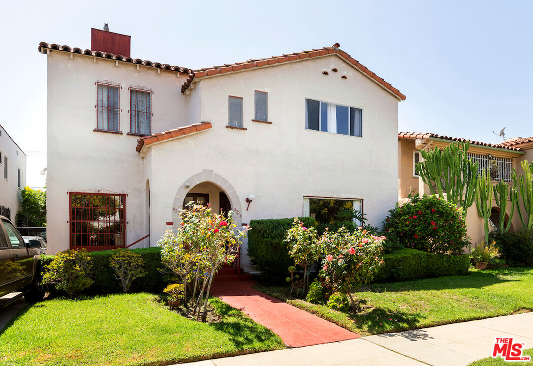 8226 Blackburn Ave, Los Angeles, CA 90048 - MLS 23-310673 - Coldwell Banker