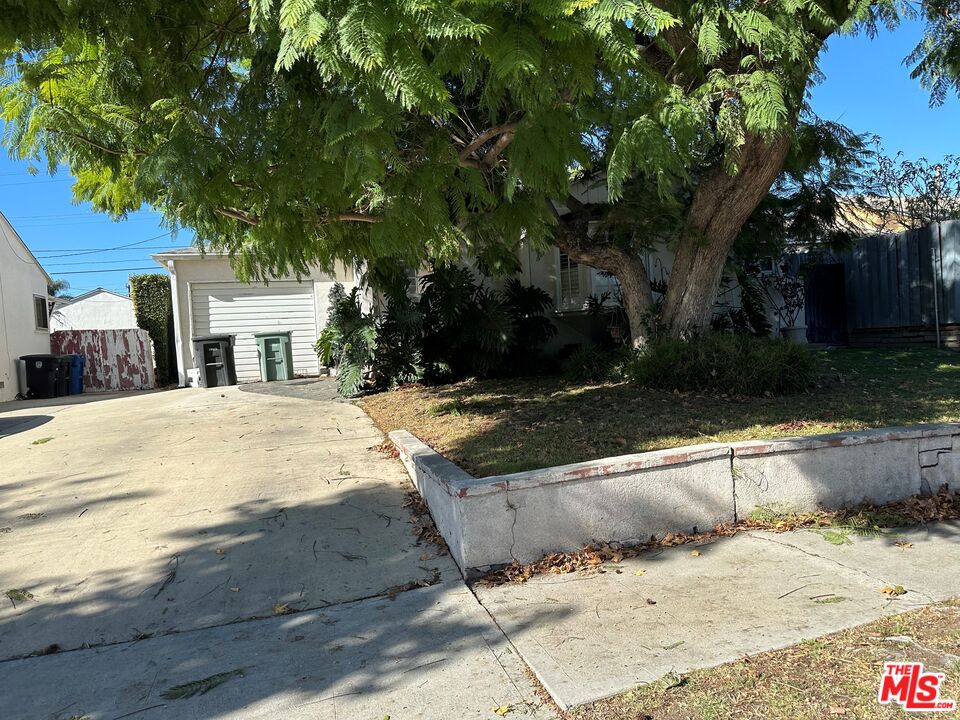 1519 N Rose St, Burbank, CA 91505 - MLS 23-333495 - Coldwell Banker