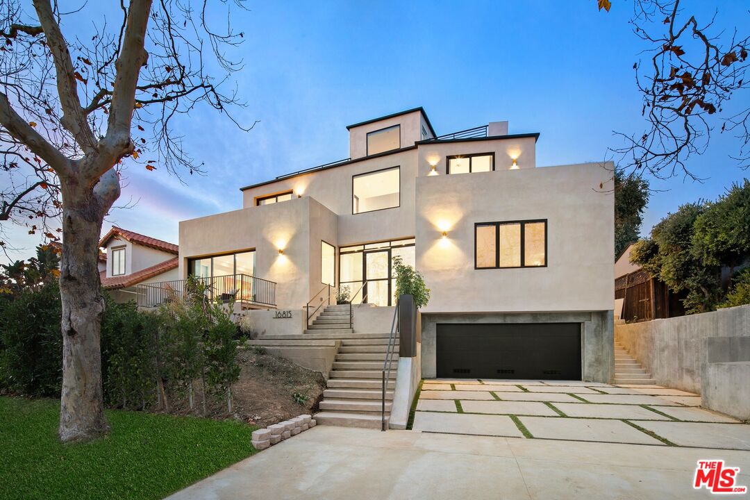 16815 Bollinger Dr, Pacific Palisades, CA 90272 - MLS 23-339037 ...