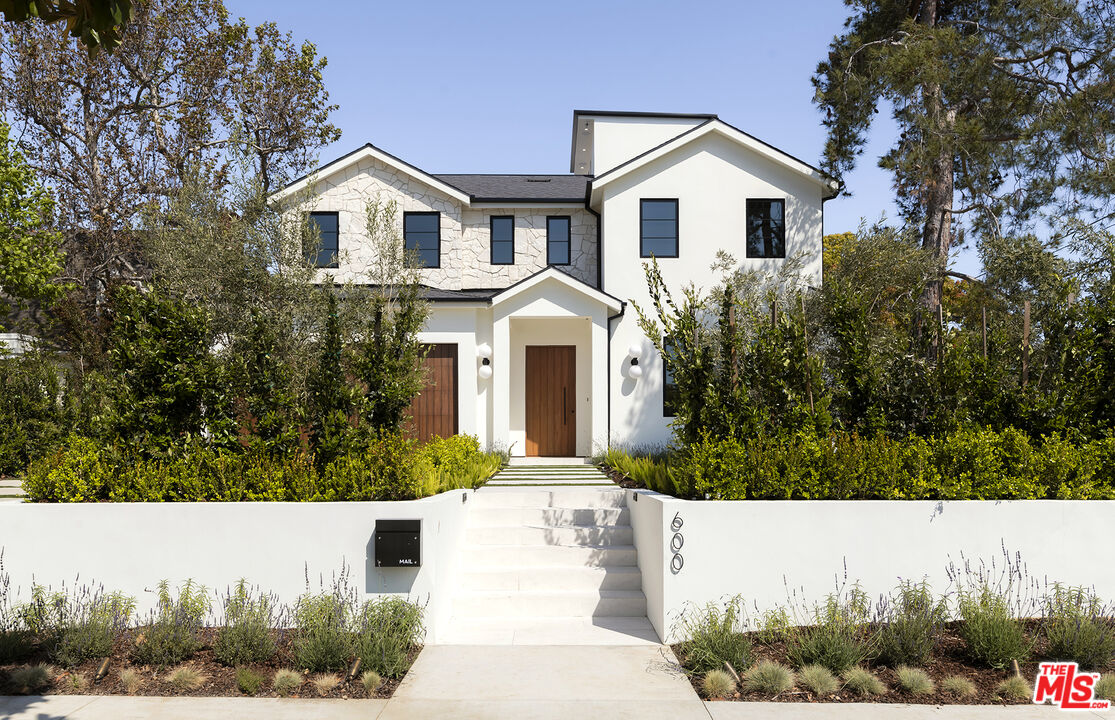 600 Via De La Paz, Pacific Palisades, CA 90272 - MLS 24-384751 ...