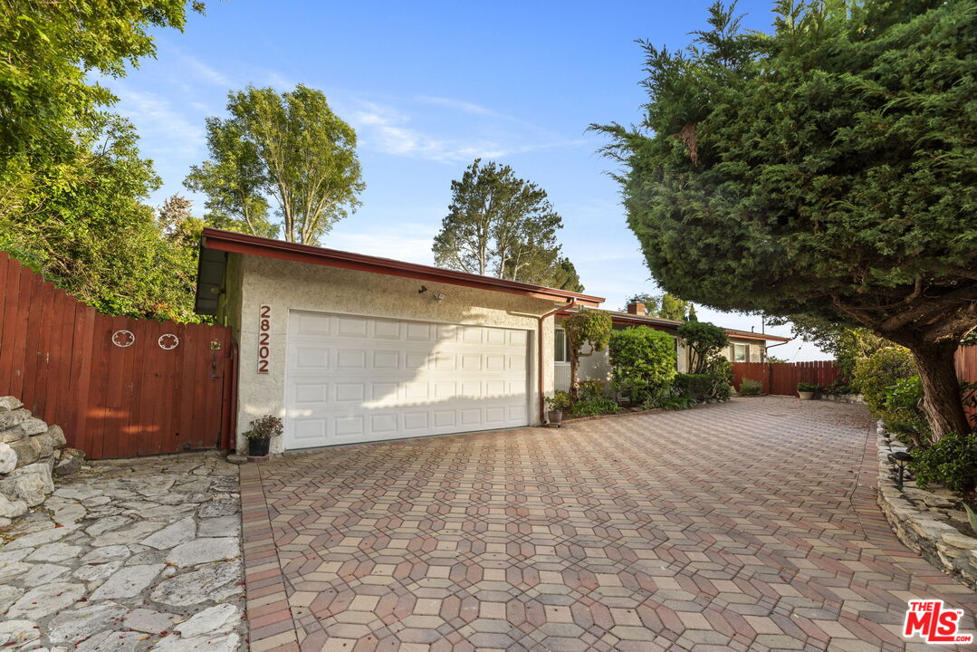 28202 Ambergate Dr, Rancho Palos Verdes, CA 90275 - MLS 24-400017 ...