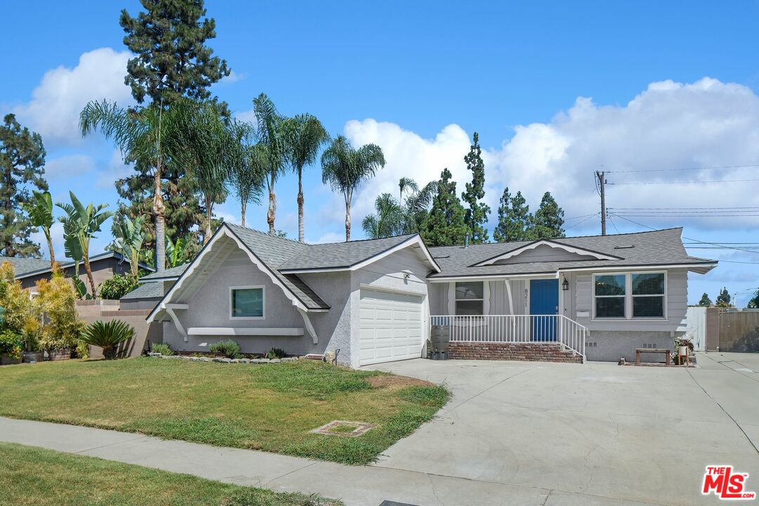 8211 E Tula St, Long Beach, CA 90808 - MLS 24-426887 - Coldwell Banker