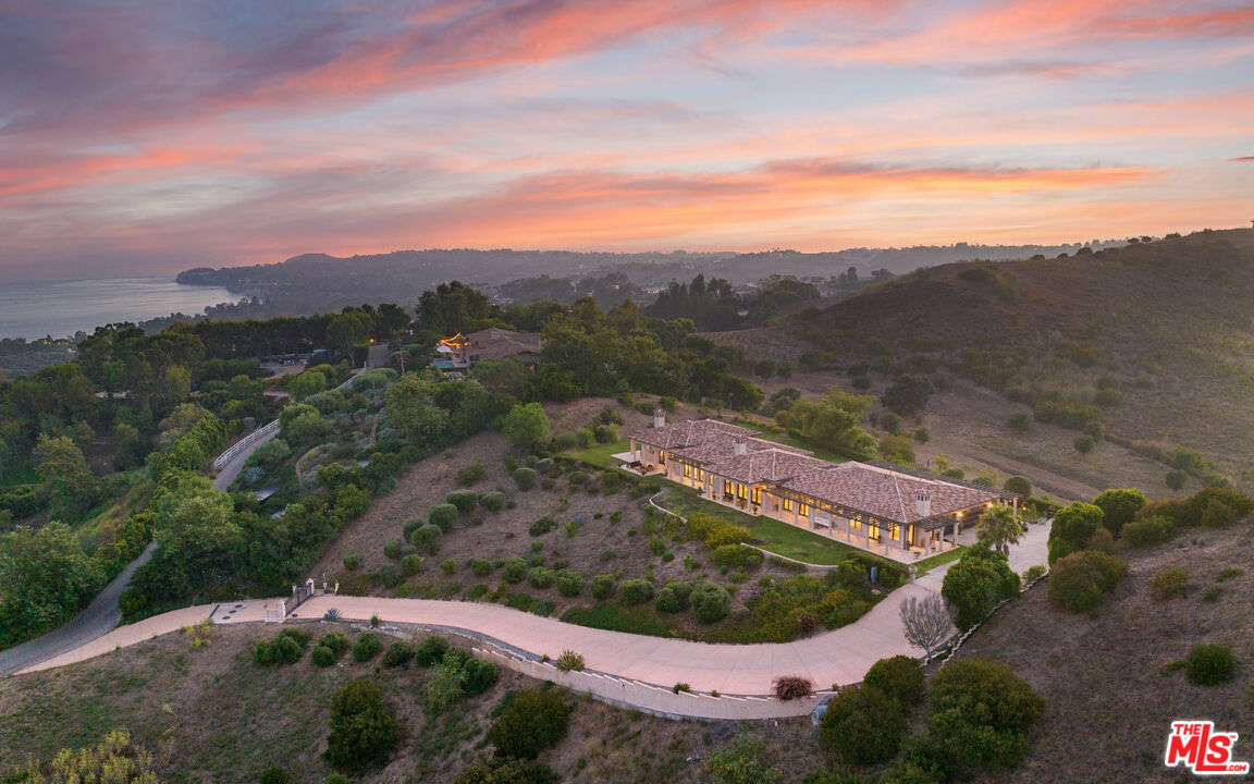 27311 Winding Way, Malibu, CA 90265 - MLS 24-435471 - Coldwell Banker