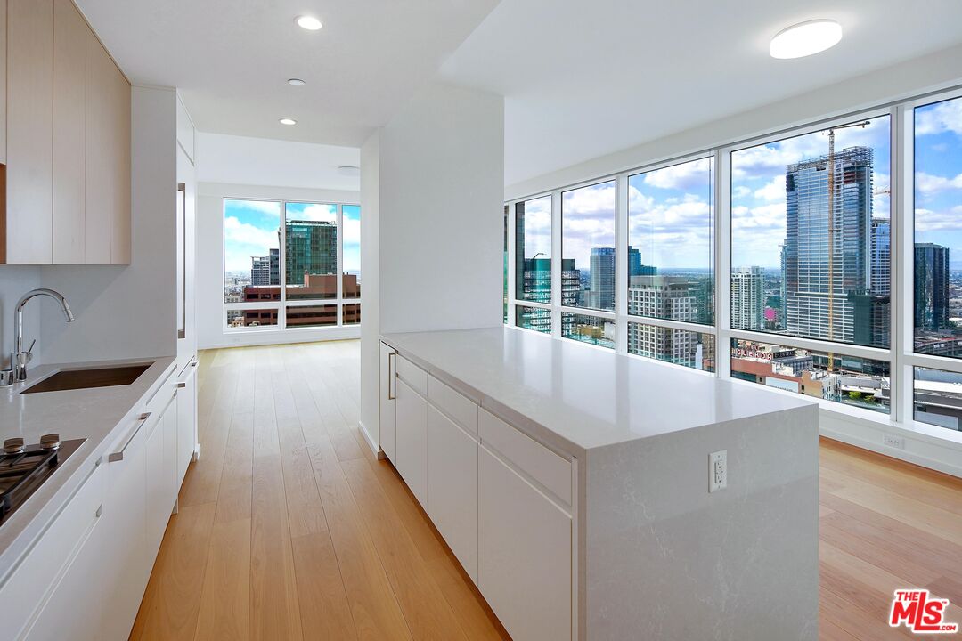 877 Francisco St #3209, Los Angeles, CA 90017 - MLS 25548677 - Coldwell ...