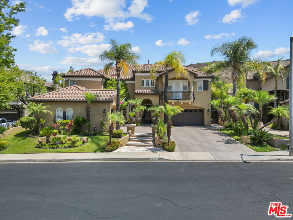 638 Oak Tree Ct, Simi Valley, CA 93065 - MLS 25580283 - Coldwell Banker