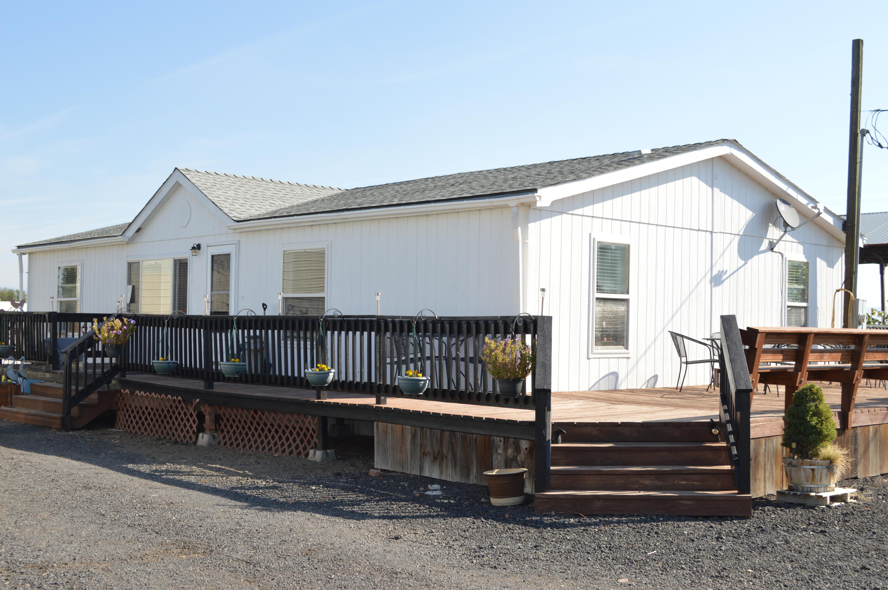 109 Del Fatti Ln, Klamath Falls, OR 97603 - MLS 220171099 - Coldwell Banker