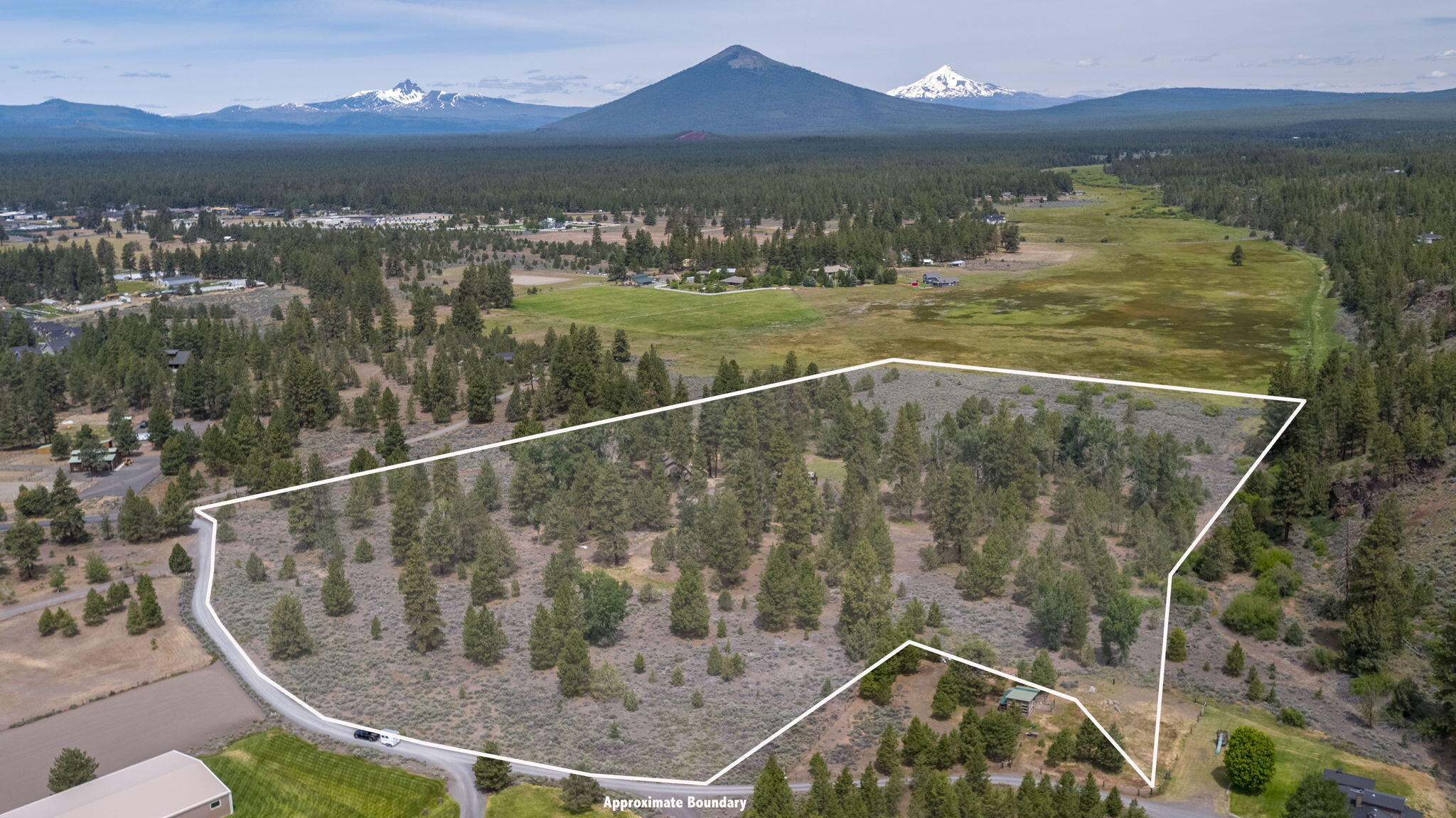 16080 Perit Huntington Rd, Sisters, OR 97759 - MLS 220184671 - Coldwell ...