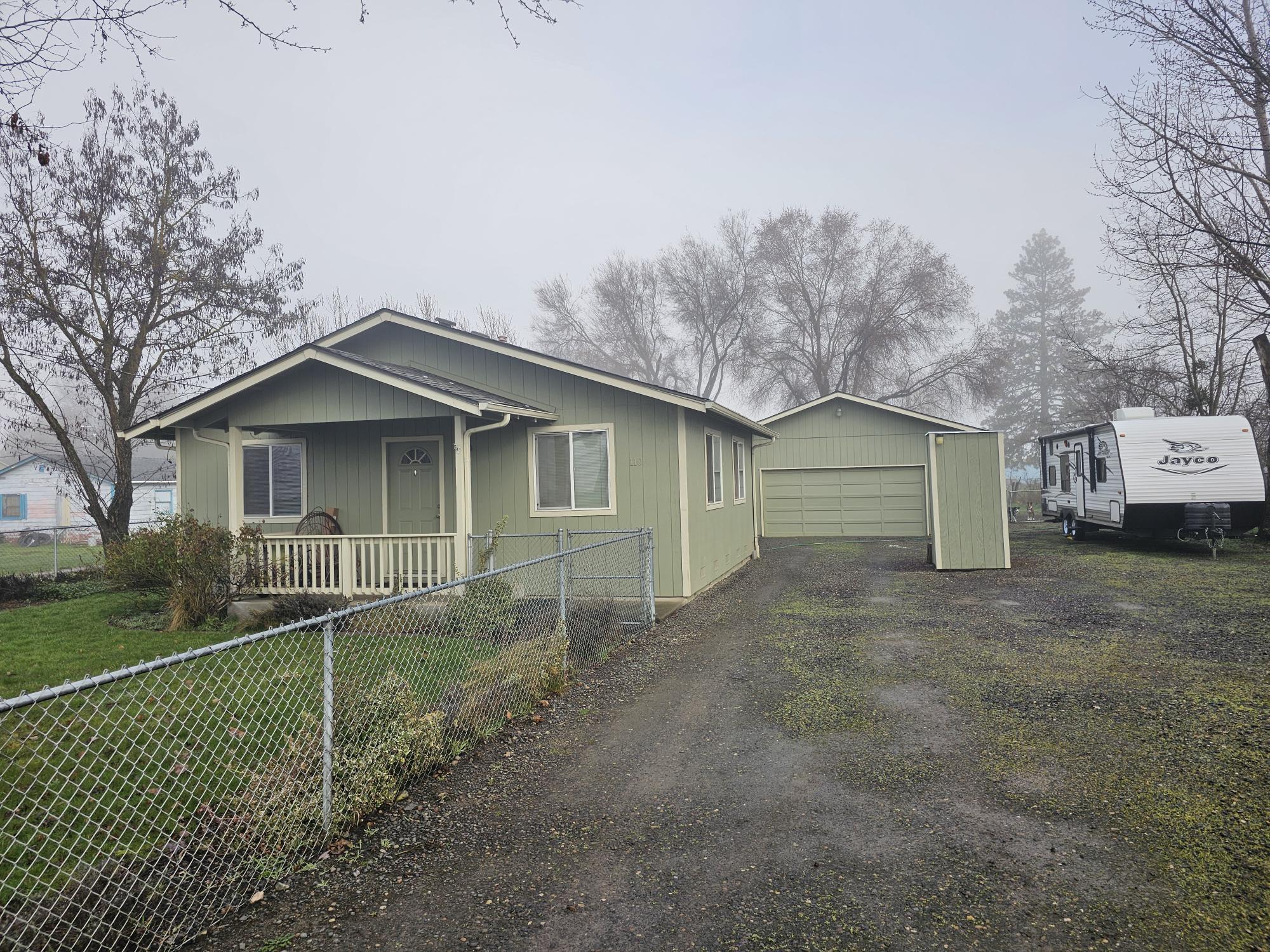 110 Gibbon Rd, Central Point, OR 97502 - MLS 220196254 - Coldwell Banker