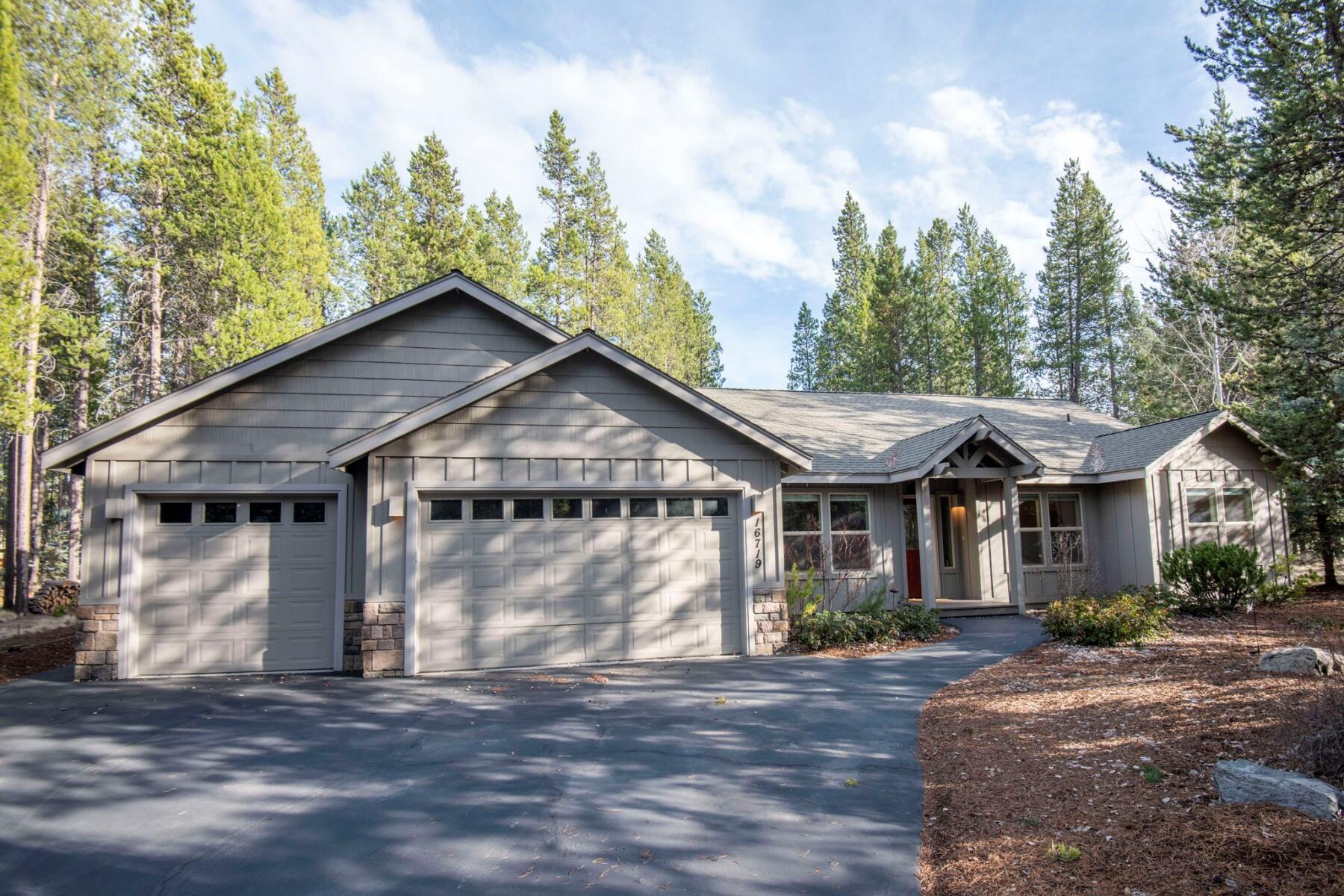 16719 Stage Stop Dr, Bend, OR 97707 - MLS 220198914 - Coldwell Banker
