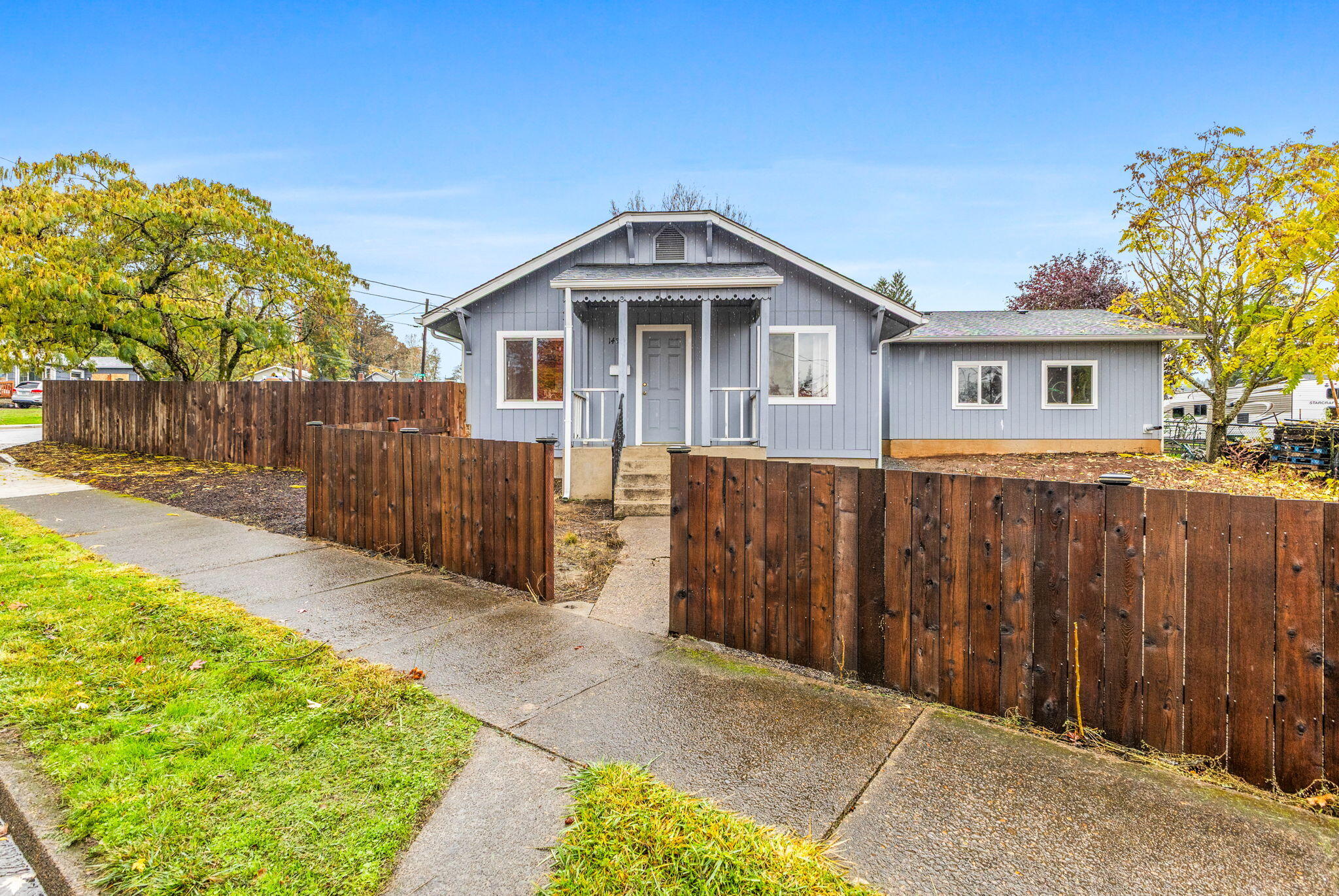 1487 SW Fairview Ave, Dallas, OR 97338 - MLS 220211693 - Coldwell Banker