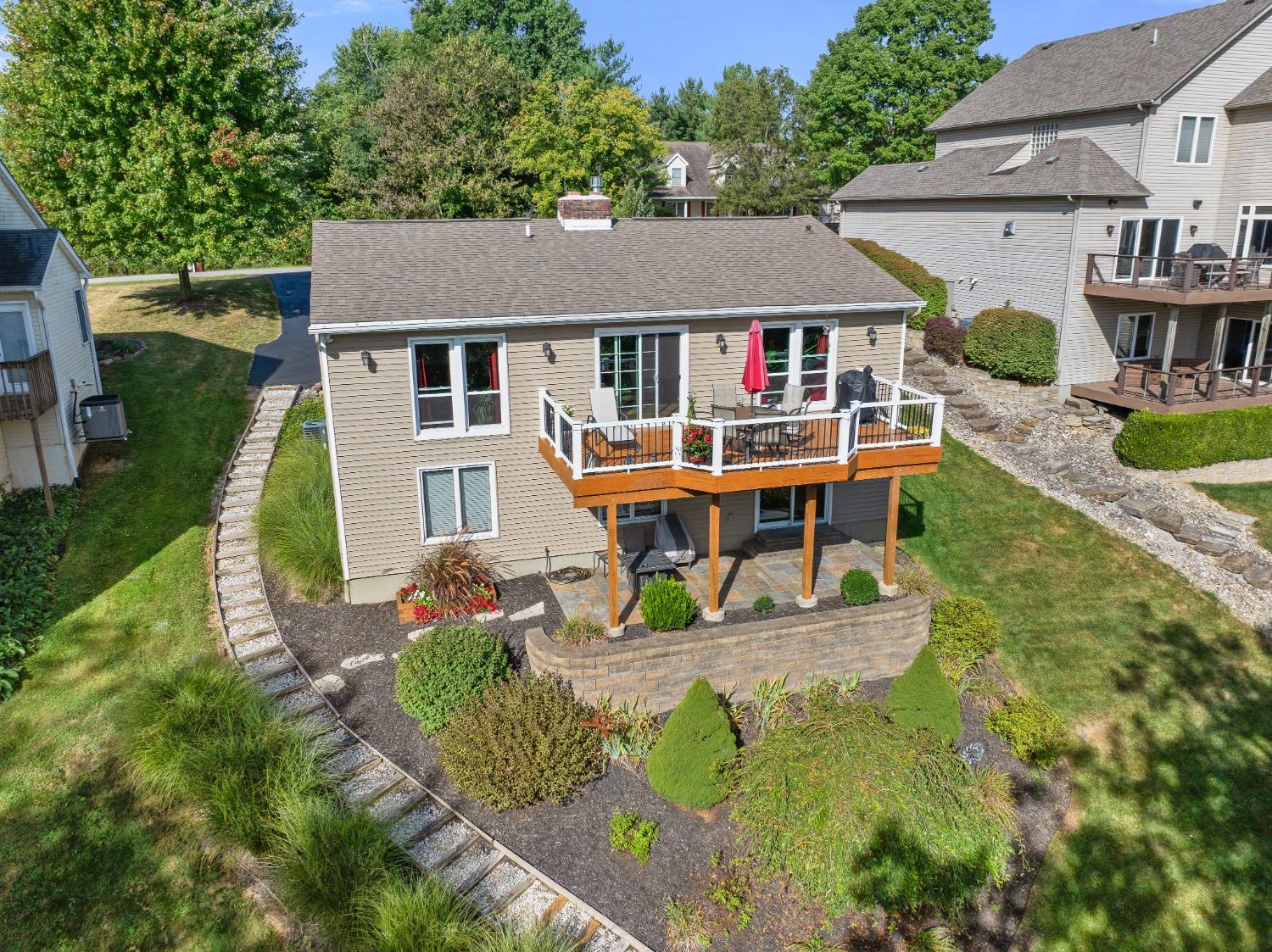 20462 Matterhorn Dr, Lawrenceburg, IN 47025 - MLS 203669 - Coldwell Banker