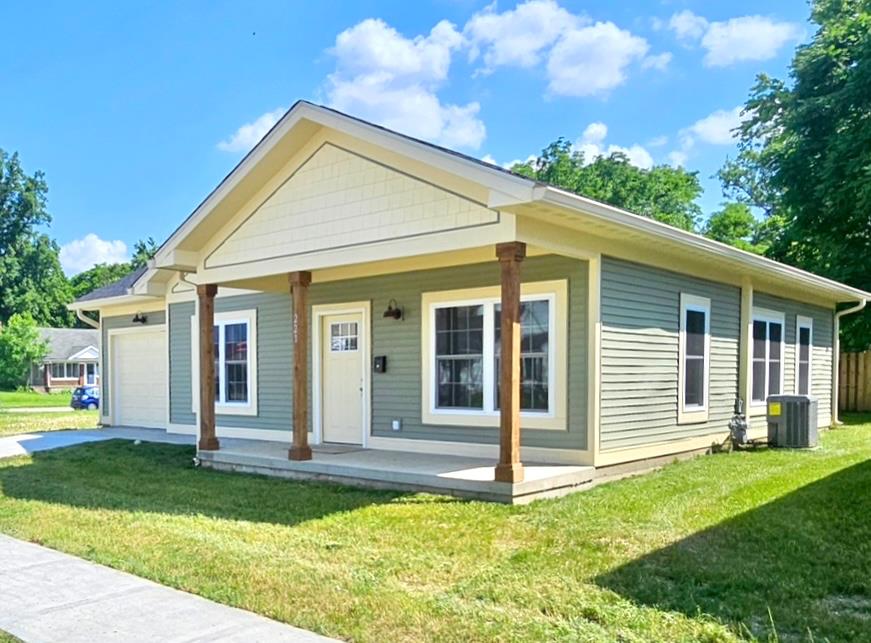 221 E 9th St, Connersville, IN 47331 - MLS 204594 - Coldwell Banker